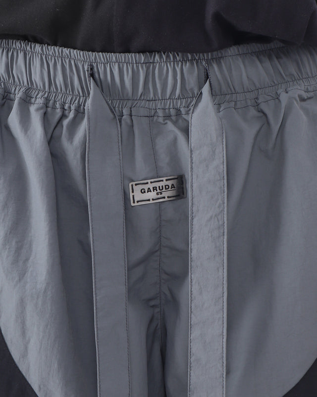 Polyester Souvenir Shorts – GARUDA