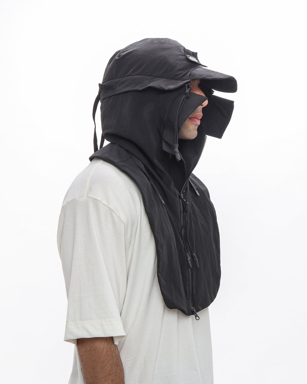 GARUDA - Versatile Clothing - Workwear, Streetwear, and Avant-Garde