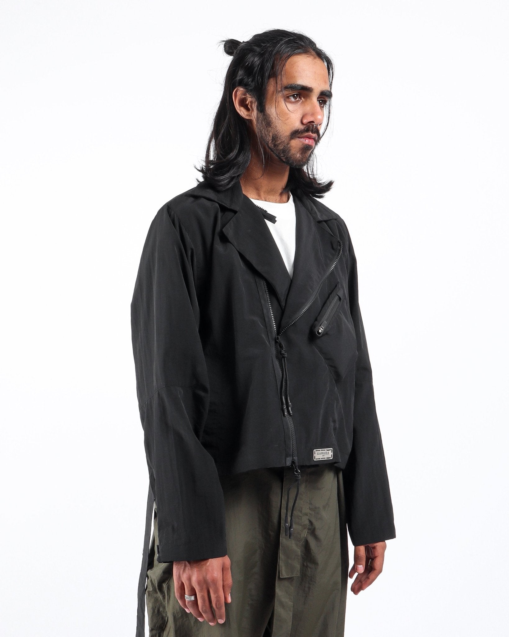 GARUDA - Versatile Clothing - Workwear, Streetwear, and Avant-Garde